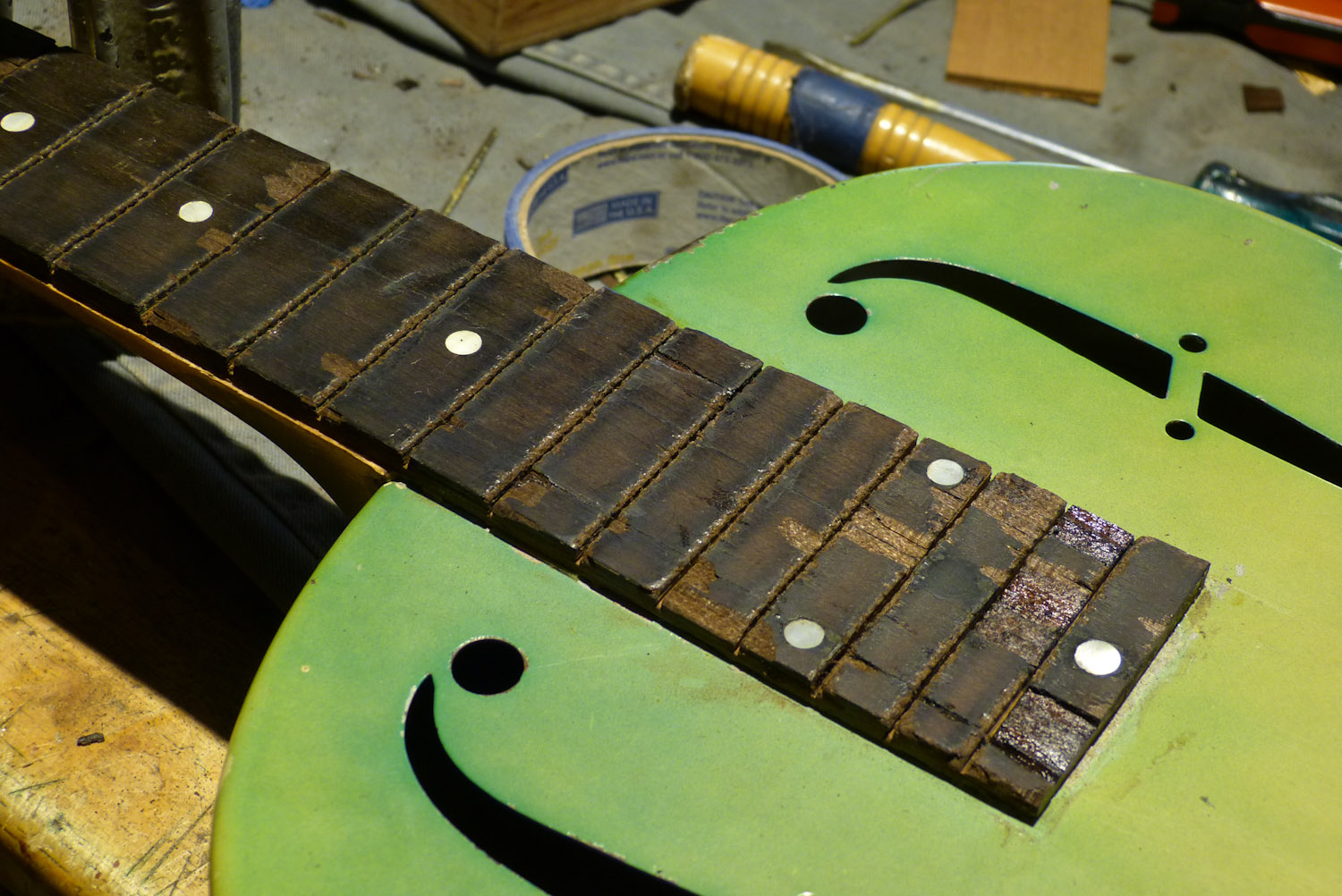 Workshop: Dyed Maple Fretboard Woes