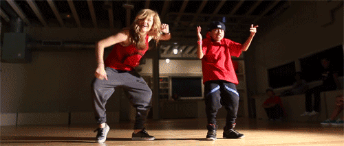 Just Dance: GIF - People Dancing