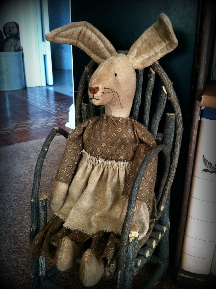 Rock River Stitches: New Primitive Bunny Doll
