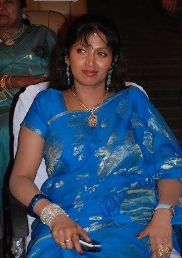 beautiesinsarees: Bhuvaneswari Hot in Saree Spicy Pics