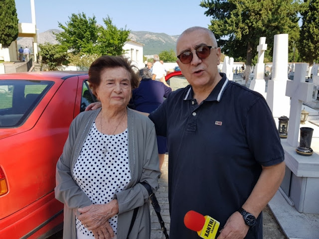 ΠΟΛΙΤΙΚΟ ΚΑΦΕΝΕΙΟ Η φωτογραφία του Π. Παπαδόπουλου με την Νίνα...κσι τα ...