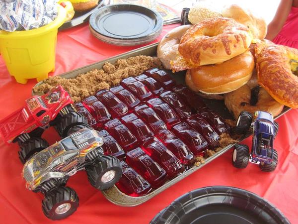 Hungry Harps: 5 Monster Jam Inspired Desserts and a Monster Jam Show