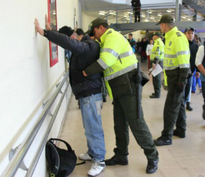 ESTUDIO DE CASO: REGISTRO A PERSONAS