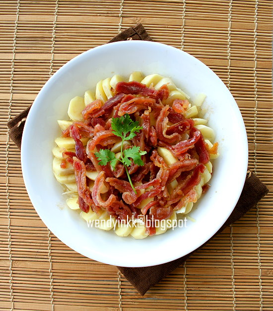 Table for 2.... or more: Steamed Arrowhead with Waxed Duck 腊鸭蒸慈菇 ...