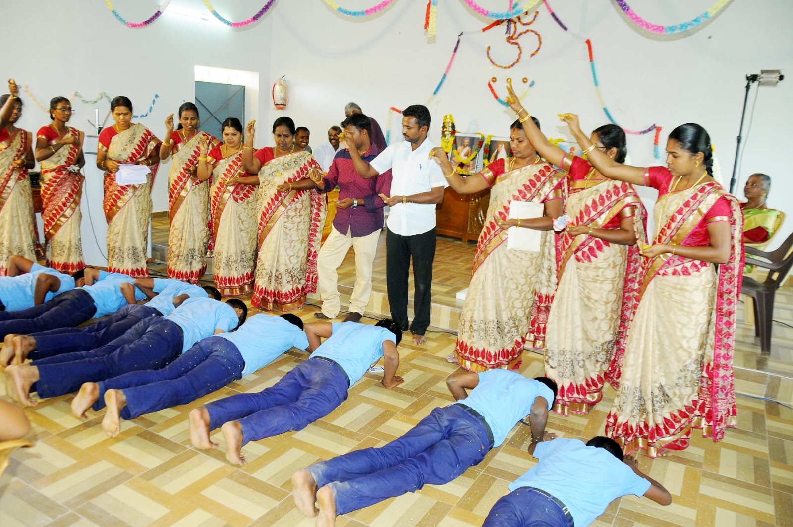 Vivekananda Kendra Vidyalaya Vallioor: MATHRU POOJA