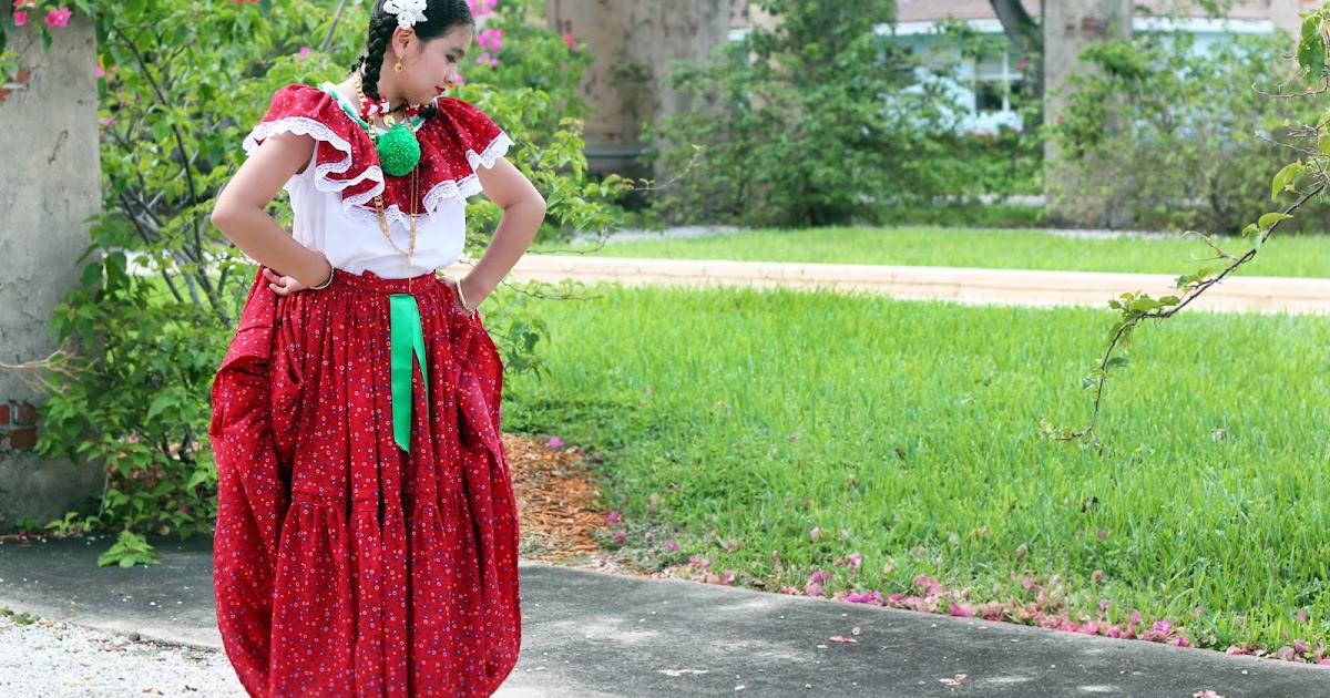 To Be Inspired...: La Pollera Colora