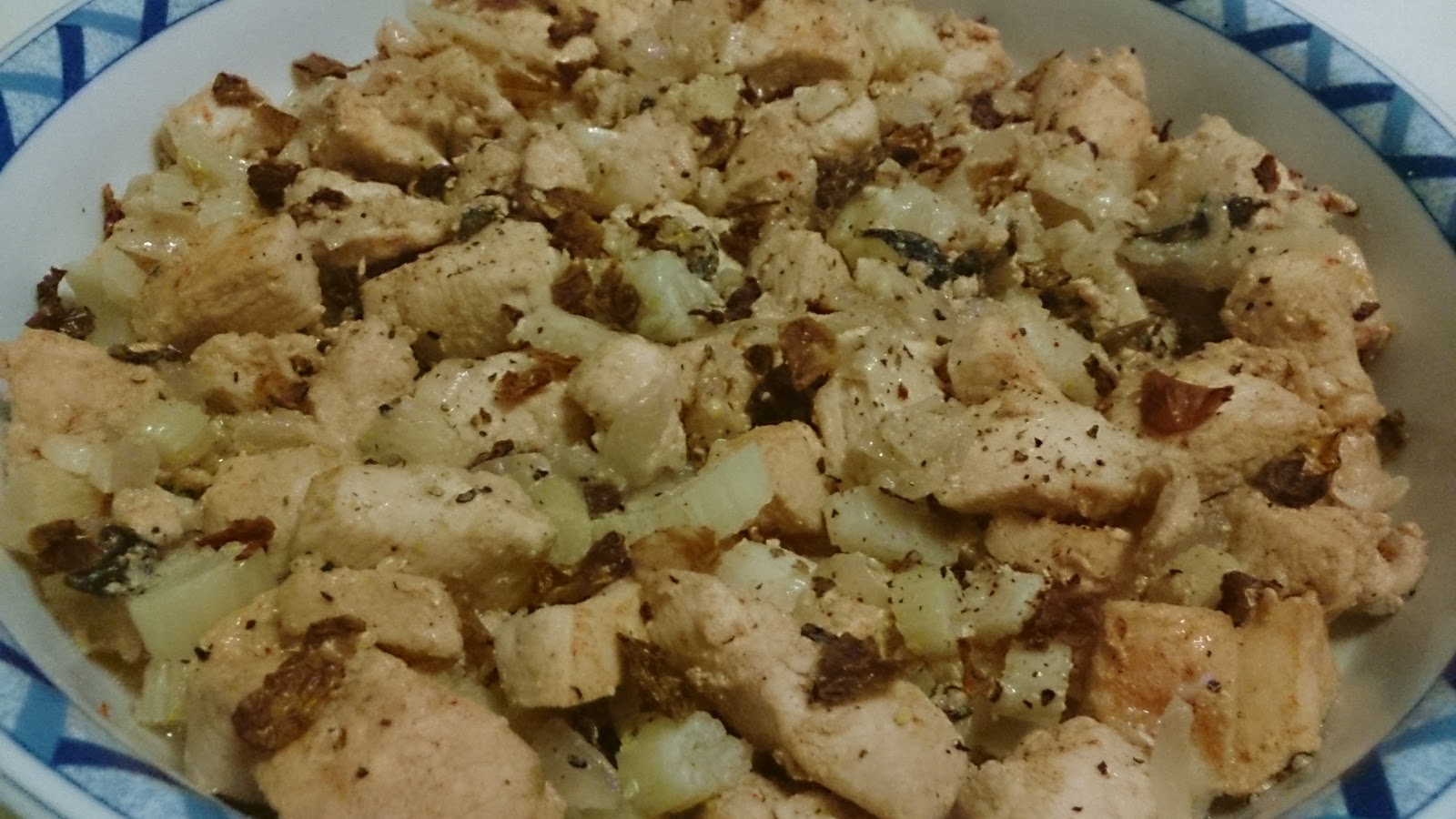 Fácil y Sano : Pollo con Apio en adobo de Pimenton de la Vera