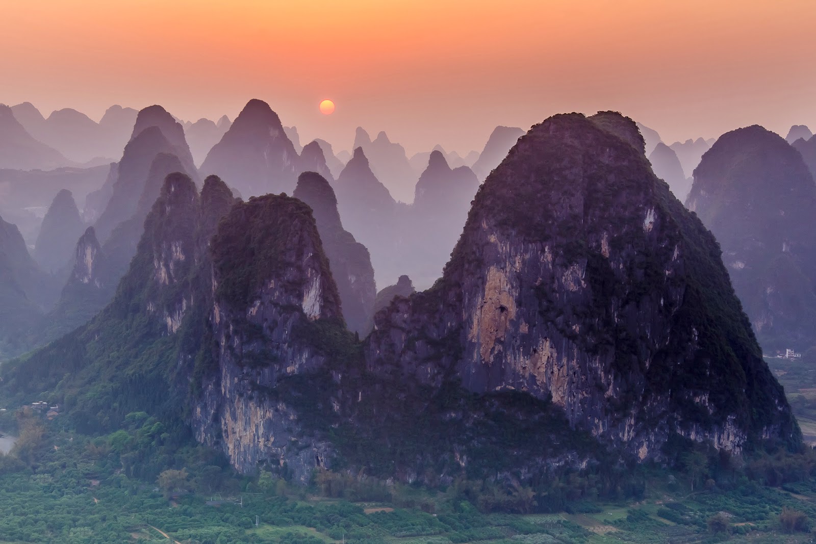 bensozia: The Magical Mountains of the Li River
