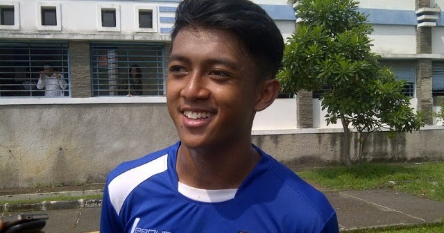 Biodata Febri Haryadi Profil Pacar Foto Terbaru dan Agamanya Lengkap ...