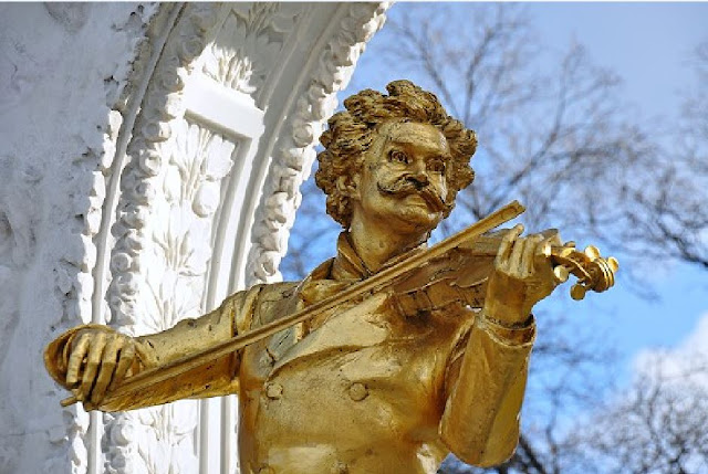 Kralj valcera - InfoNet Magazin