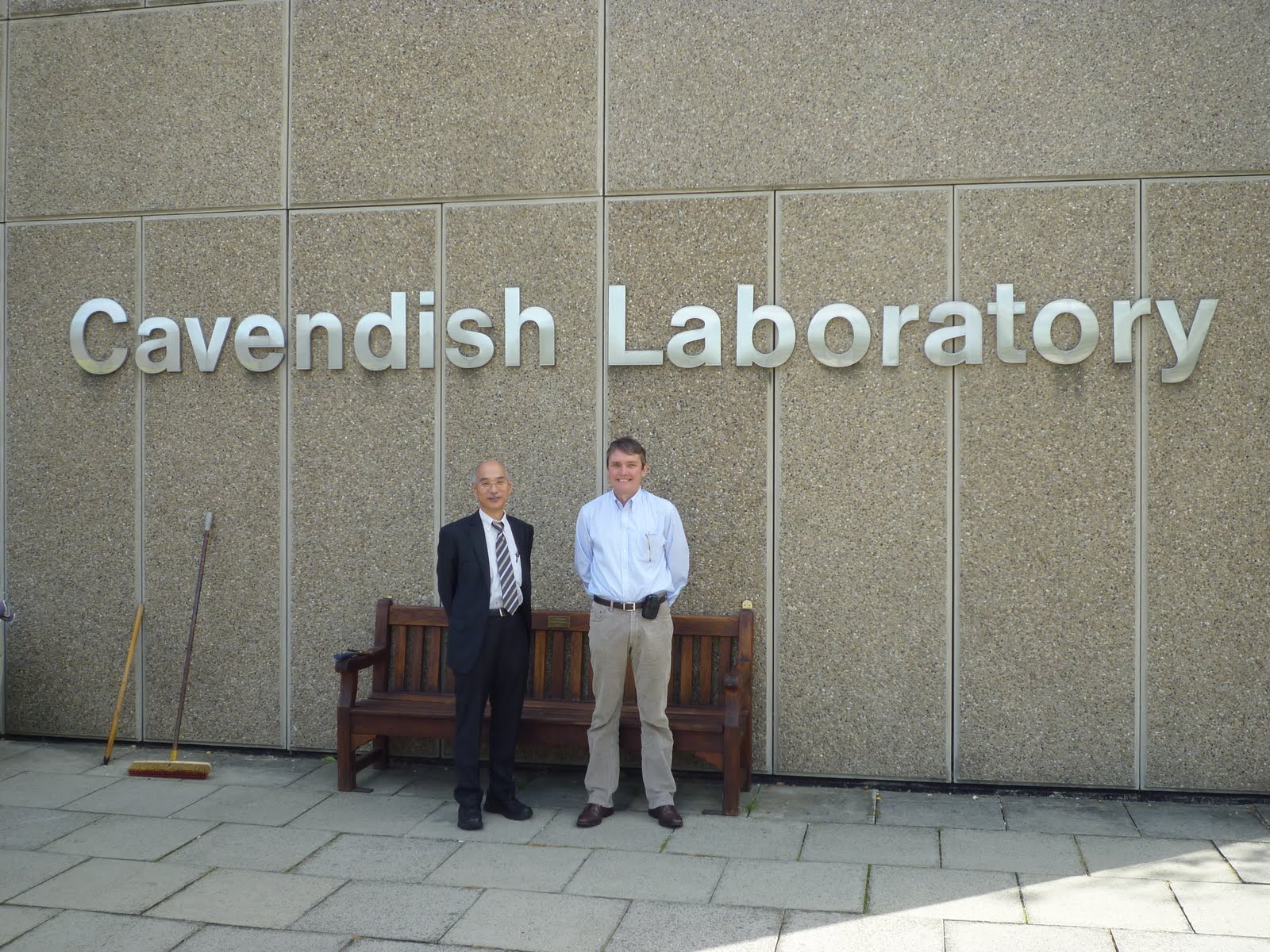 Opera toward new horizon: Cavendish Lab. and CDT in Cambridge University