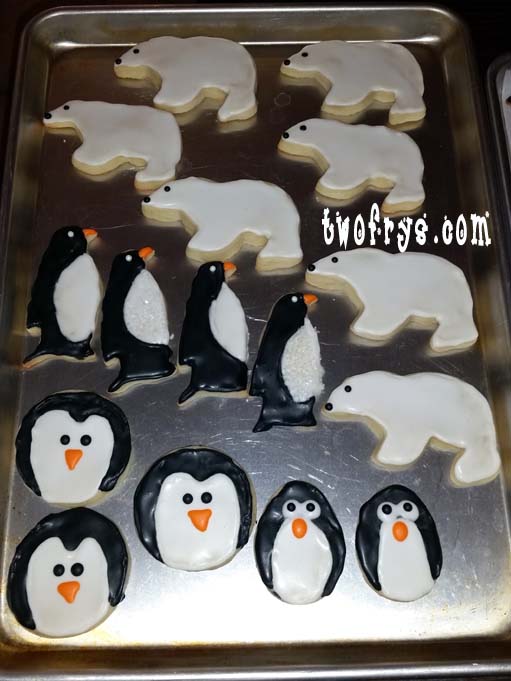 Two Frys: Arctic Cookies: Polar Bears and Penguins