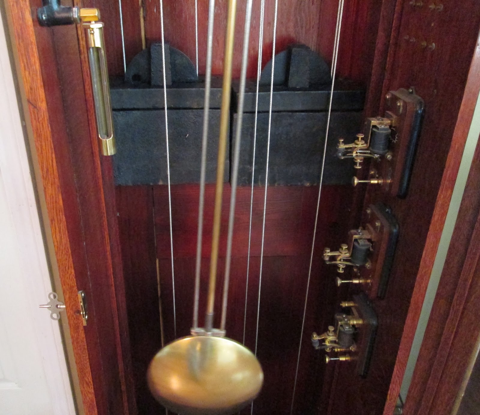 Hahl Pneumatic Master Clock