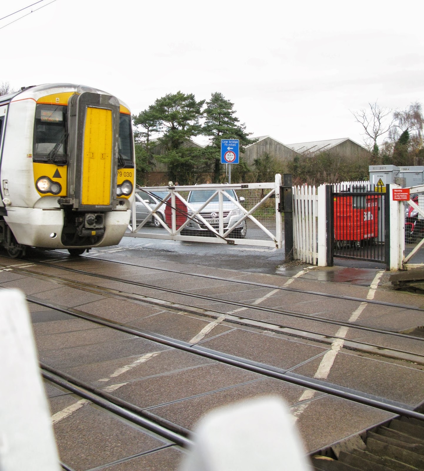 LONDON INTELLIGENCE: London Intelligence: Level Crossing Safety after ...