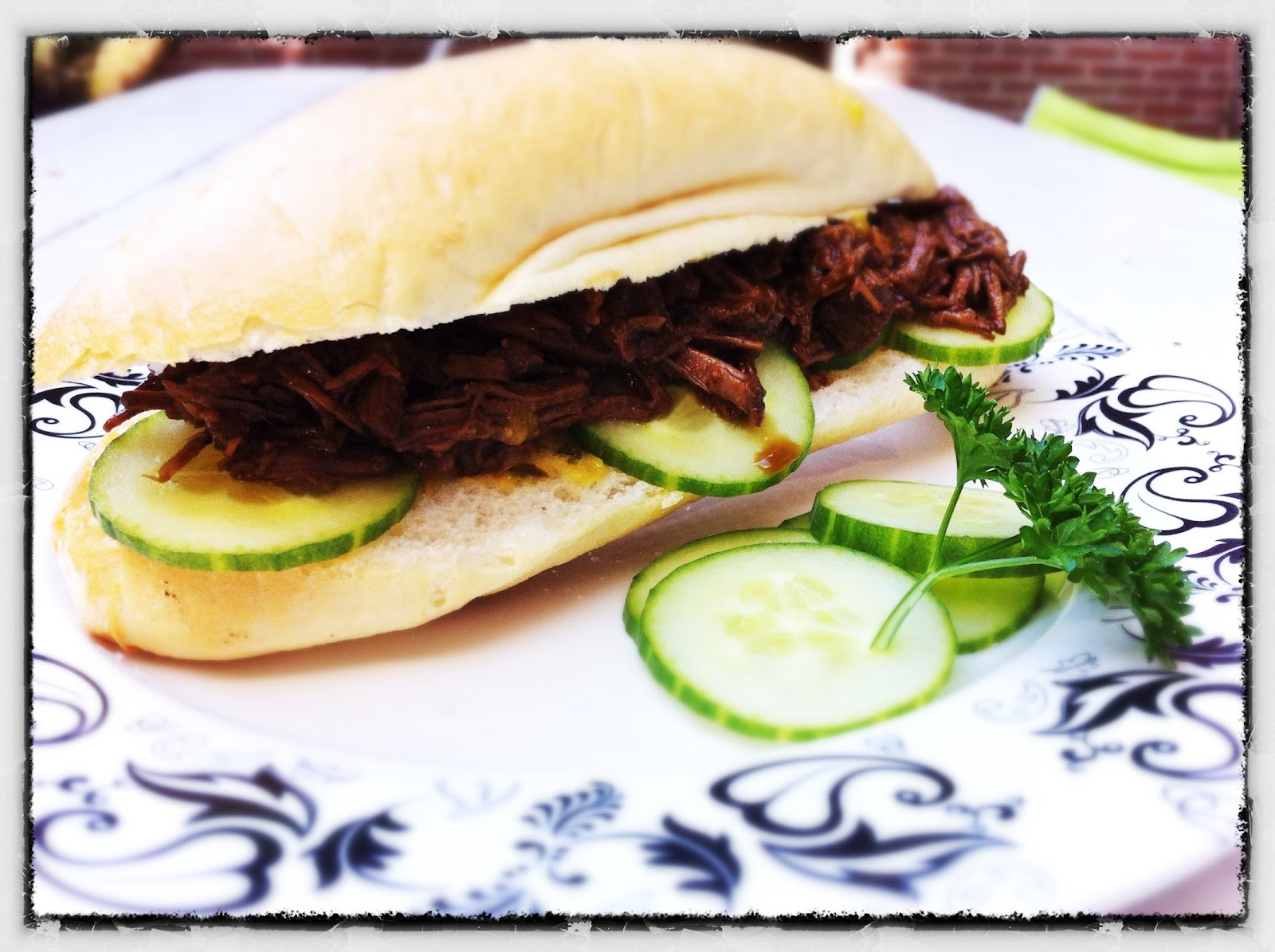 Food & More: Broodje rundvlees ketjap (surinaams)