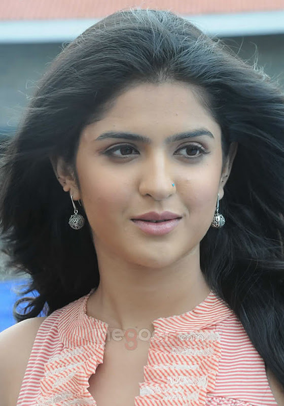 Deeksha Seth Stills
