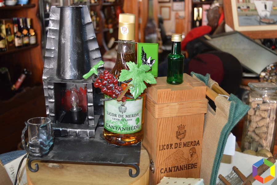 Confraria Gastronômica do Barão de Gourmandise®: Merdalicorosa: o licor ...