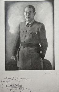 Salvoconductos guerra civil: Con el general Mola (José Maria Iribarren.)