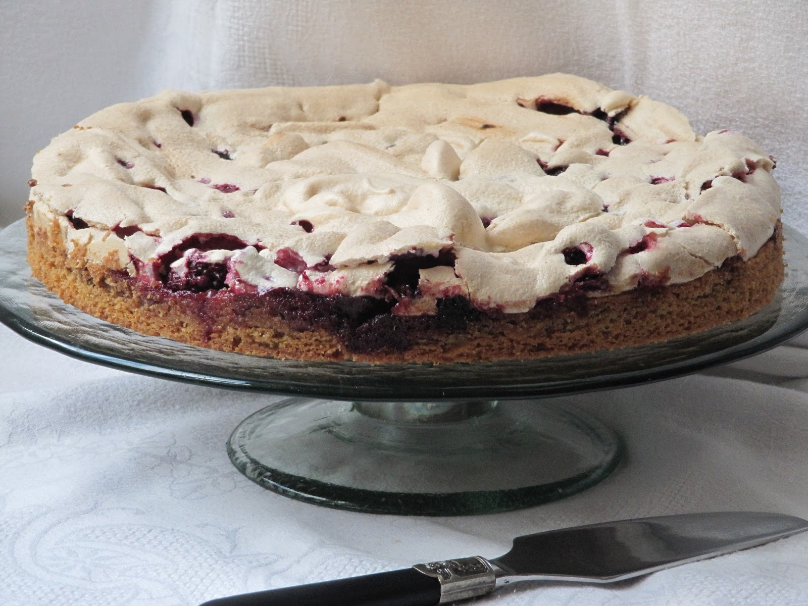 La cuisine d'ici et d'ISCA: Tarte meringuée aux fruits rouges