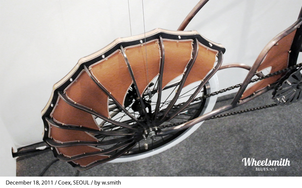 WheelsmithBlues Wheelog: Medieval Style Bicycle @ Seoul Design Festival