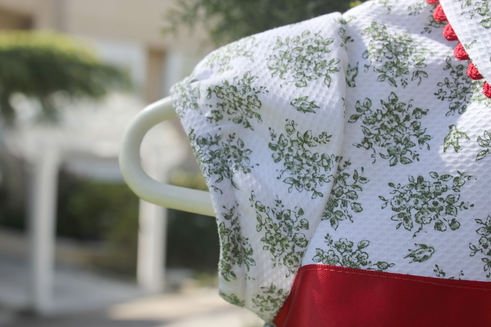 DIY Ropa de bebé: Vestido de flores y mangas de globo (patrón incluido ...