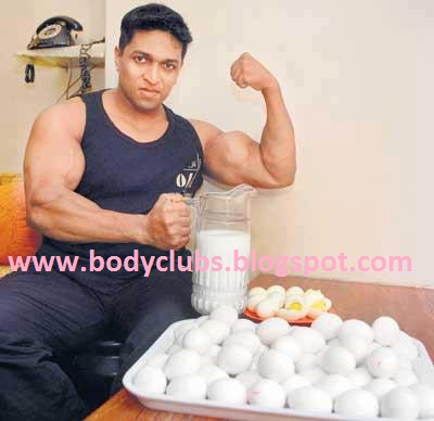 INDIAN BODYBUILDER