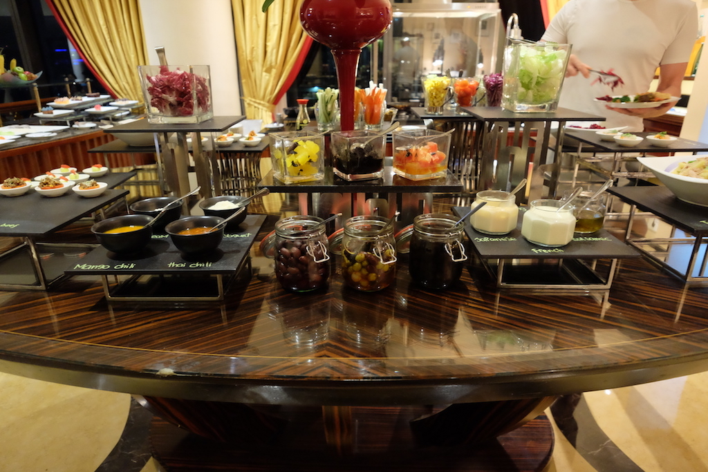 Staycation di The Ritz-Carlton Jakarta, Mega Kuningan | The Story of My ...