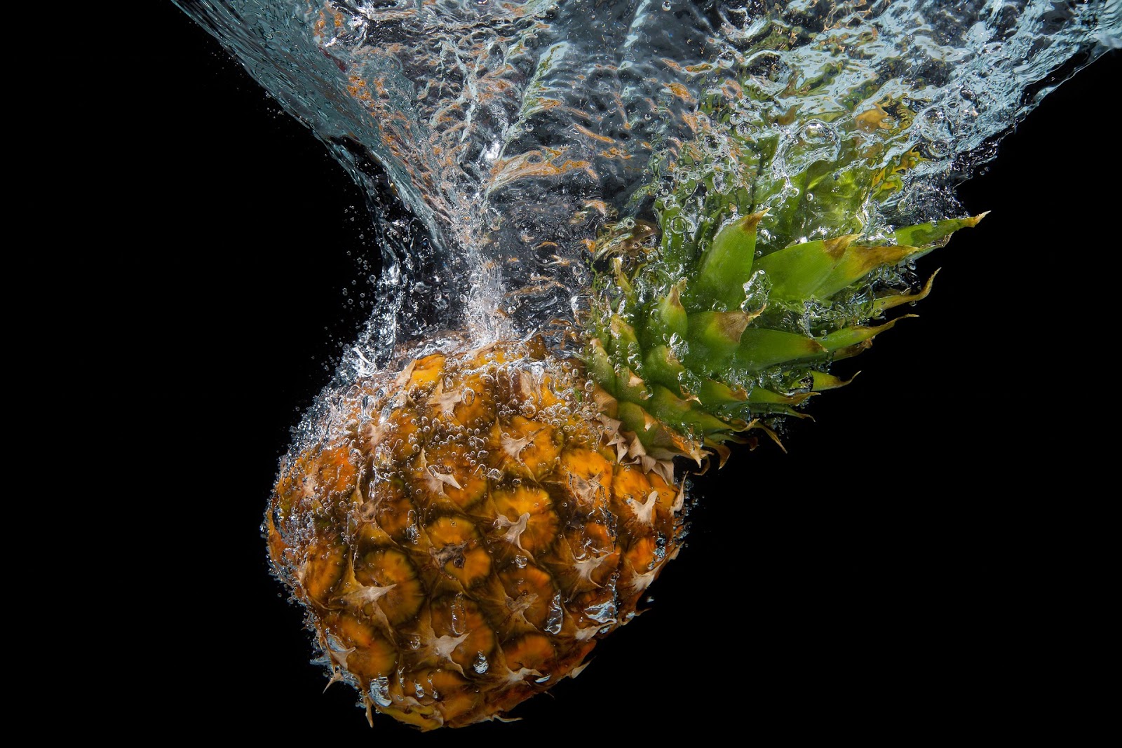 RivSea Wallpapers: Pineapple Underwater Fruit Like Devil Fruit One Piece
