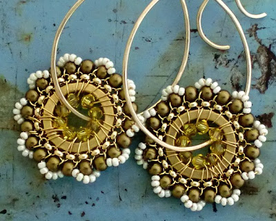 Octavia Bloom's Wire Work Medallions / The Beading Gem