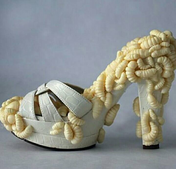 Sepatu High Heels Paling Unik | Kelewat