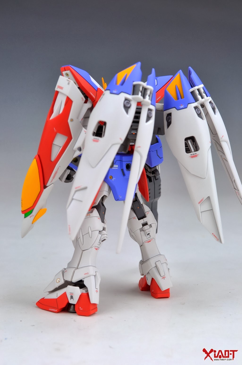 GUNDAM GUY: HGAC 1/144 Wing Gundam Zero - Customized Build