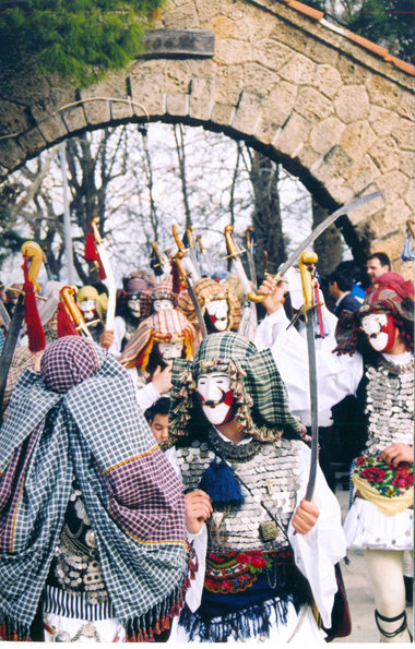 ΕΛΛΗΝΙΚΗ ΠΑΡΑΔΟΣΗ - ΜΑΚΕΔΟΝΙΑ: ΜΠΟΥΛΕΣ
