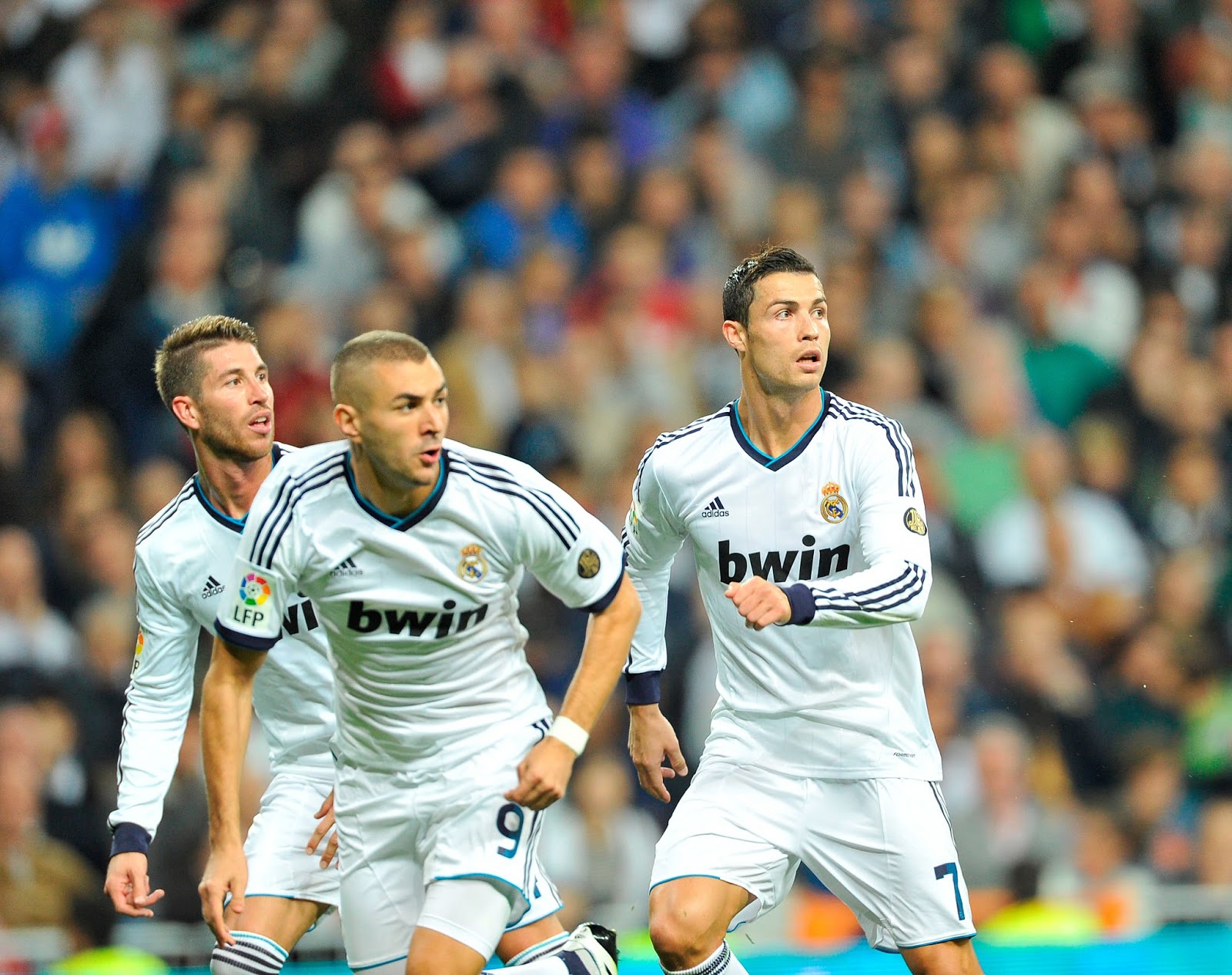 Cristiano Ronaldo 7: Cristiano Ronaldo Wallpapers