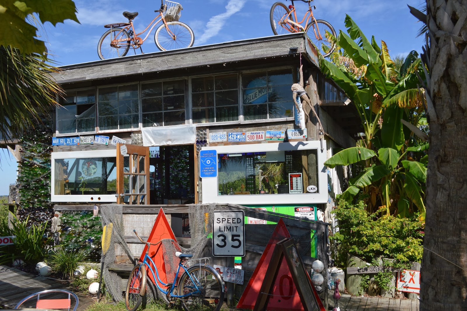 On the Road with Bill, Bunky and the Booze: Low-Key Hideaway, Cedar Key, FL