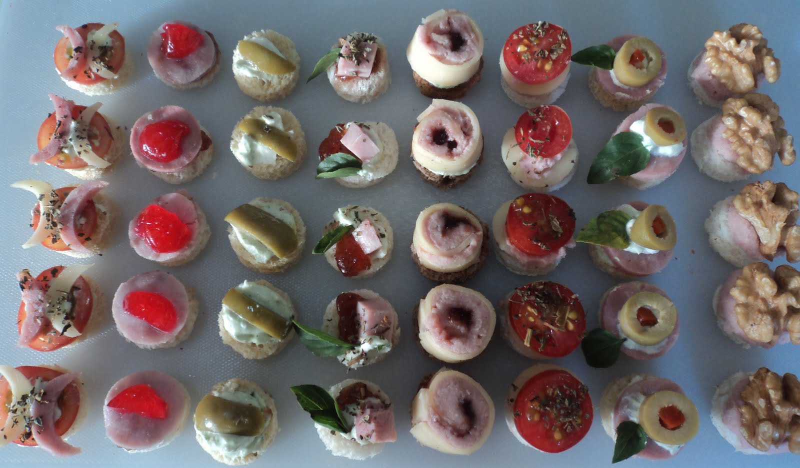 CANAPÉS FINOS PARA EVENTOS EM BELO HORIZONTE