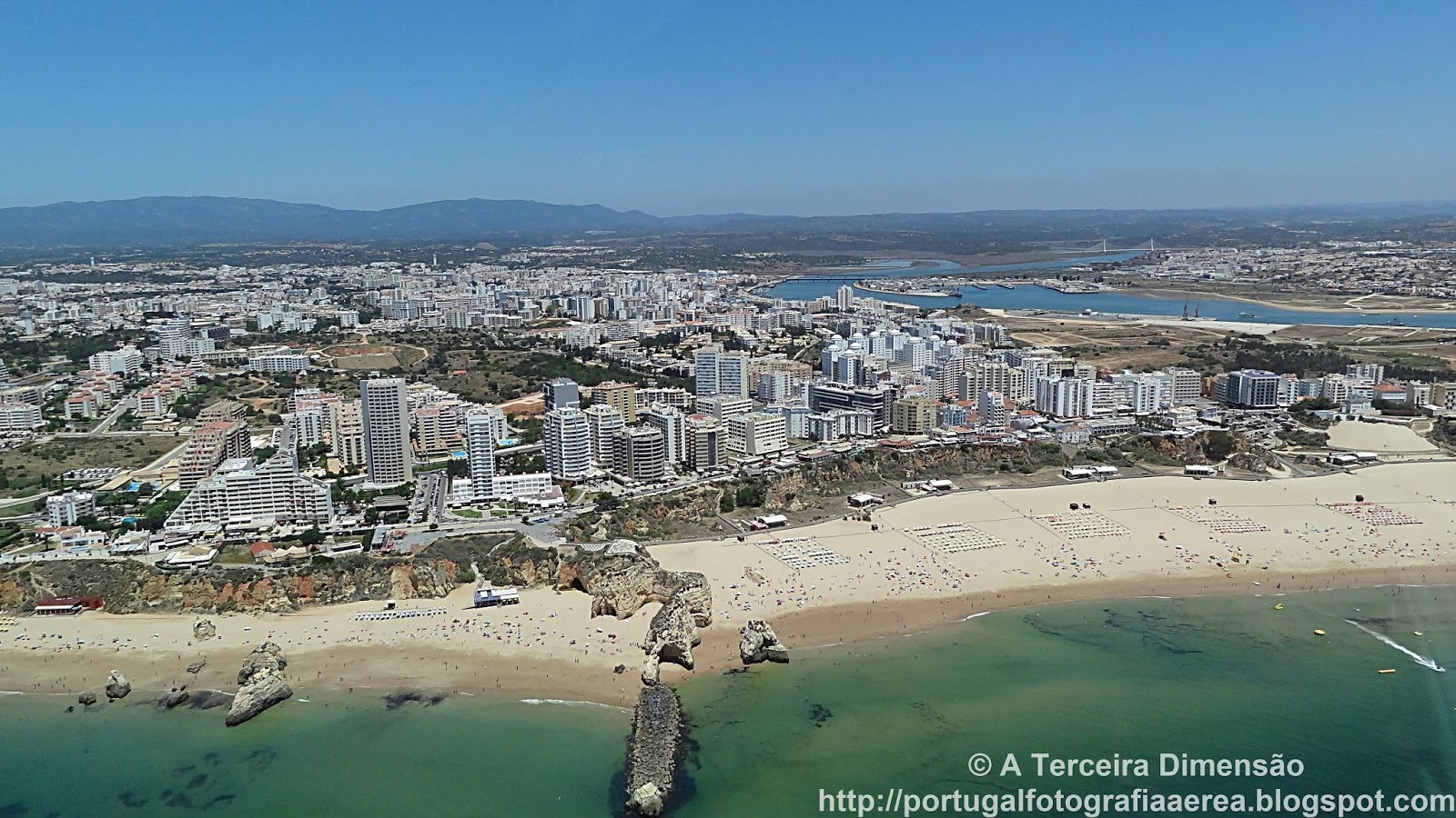 A Terceira Dimensão: Praia da Rocha