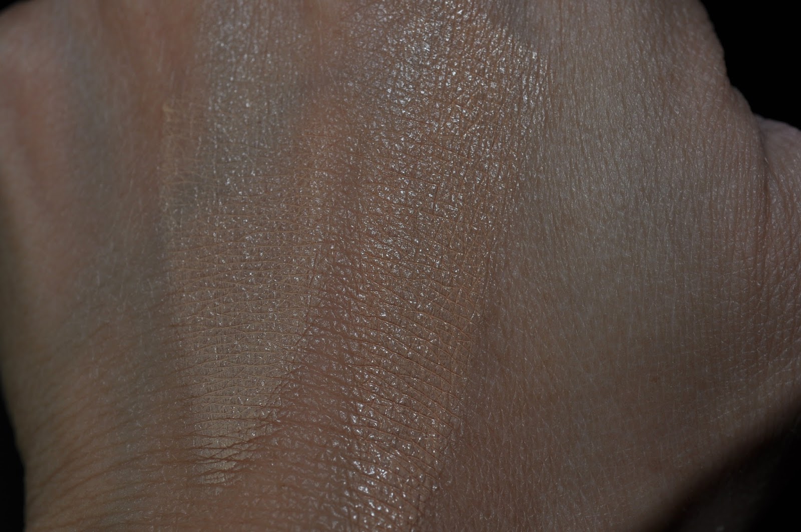 NEW NARS Radiant Cream Compact Foundation Swatches, Look, Review - The ...