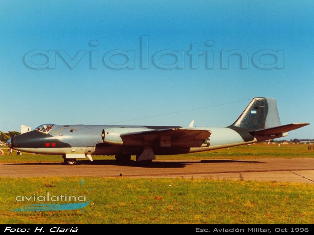 Arqueologia Aeronautica: ENGLISH ELECTRIC Bac B Mk.62 Canberra – B-109.