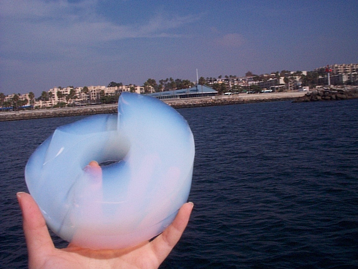 Propiedades del aerogel que son de utilidad en la arquitectura: