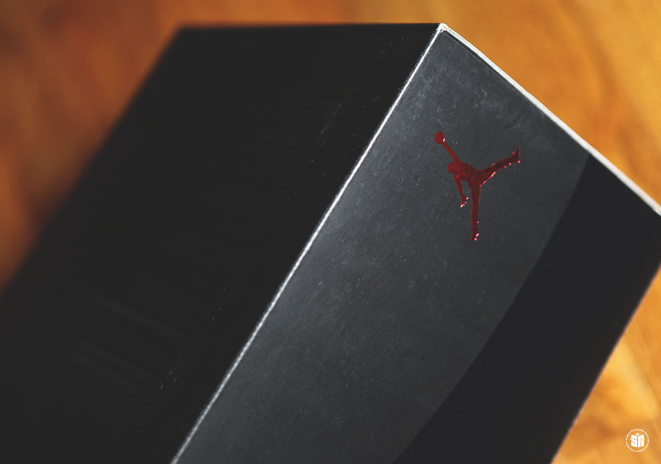 A Look at the Packaging for the Air Jordan 11 Retro "72-10" Packaging ...