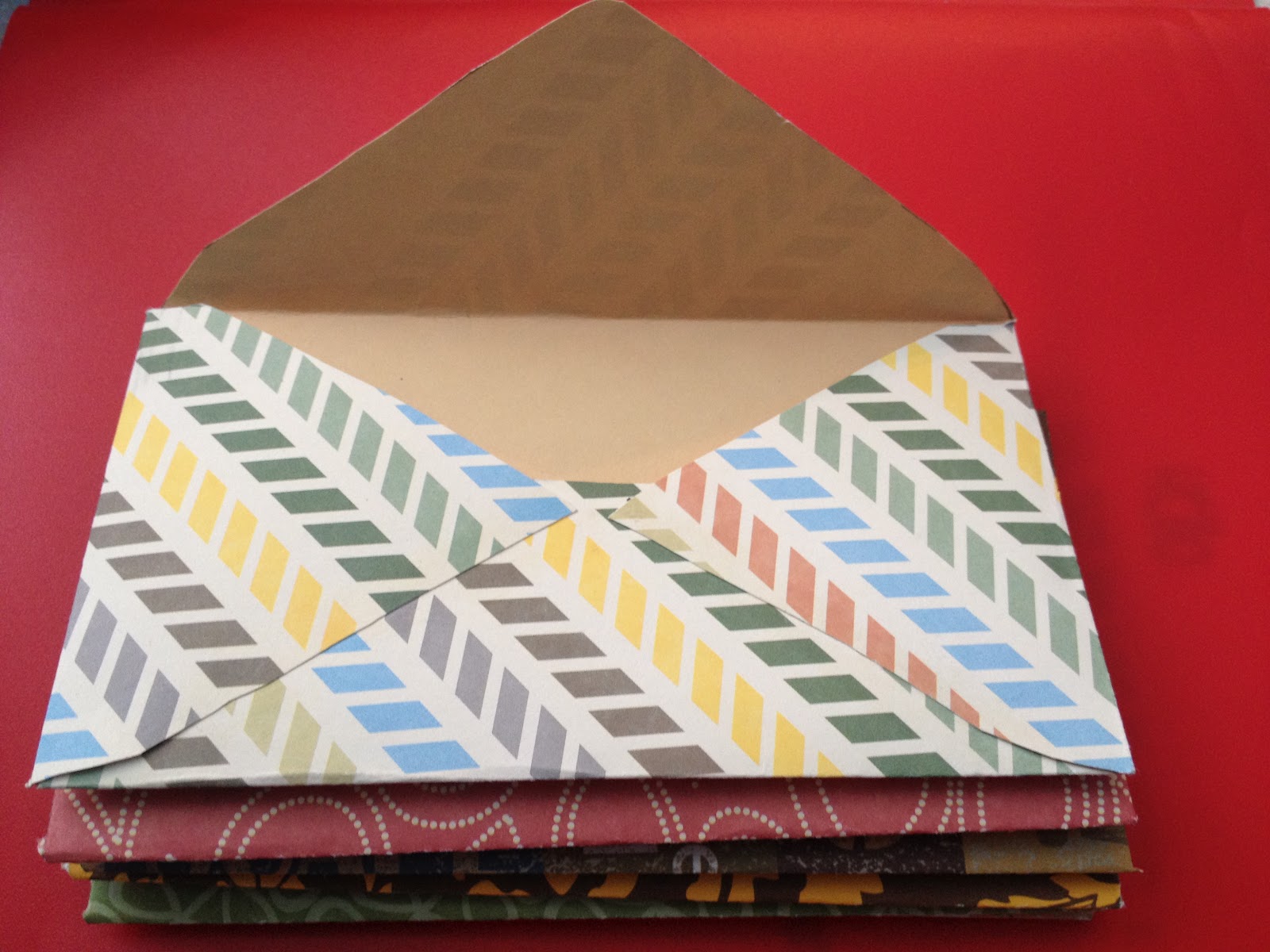 A Splendid Mess: DIY Envelopes
