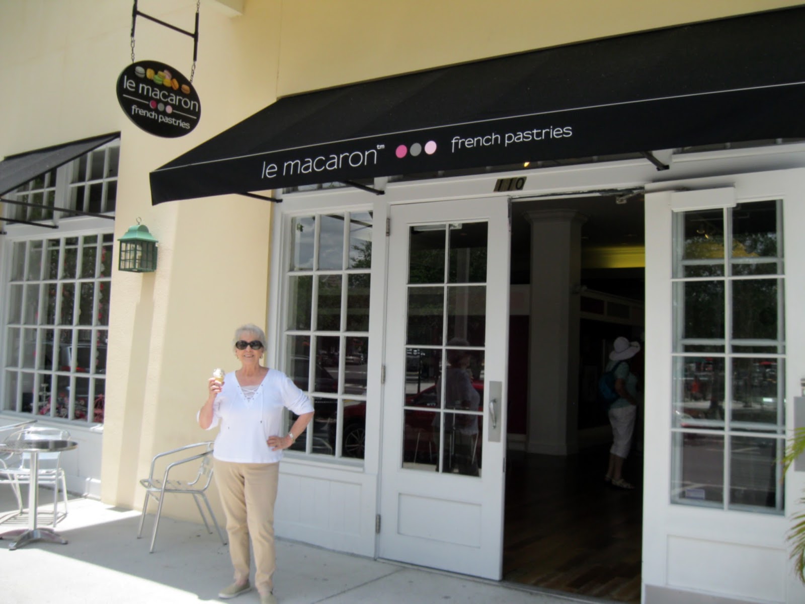 Yellow Rose Arbor: Some shops at Celebration Town Center