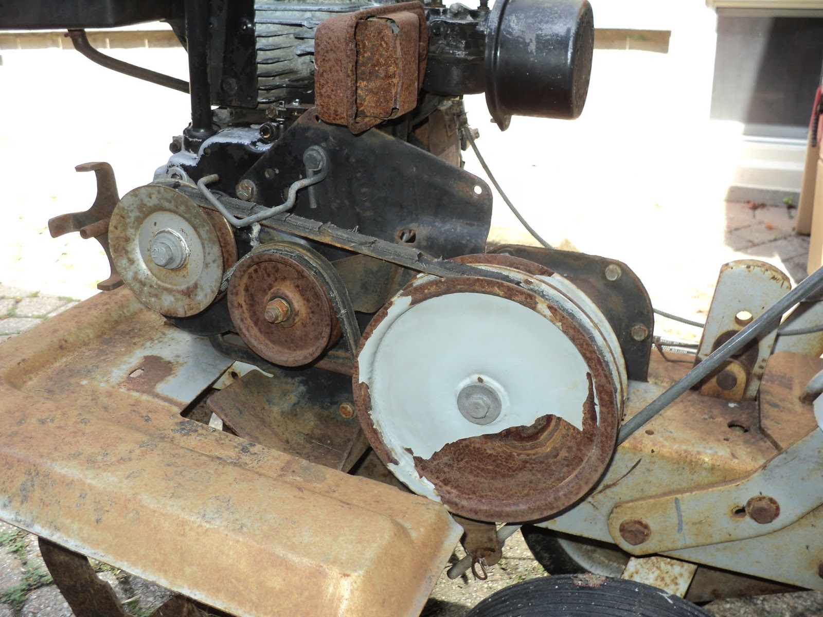 Rouge River Workshop: A Sears Craftsman 5 Roto-Tiller