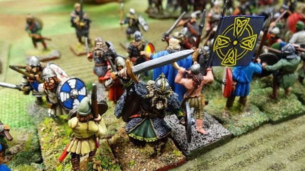 Land of the Lead: 28mm VIKINGS FIGHT SAXONS
