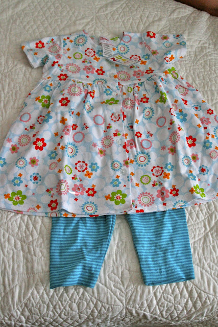 grass stains: Girl stuff! Girl stuff!