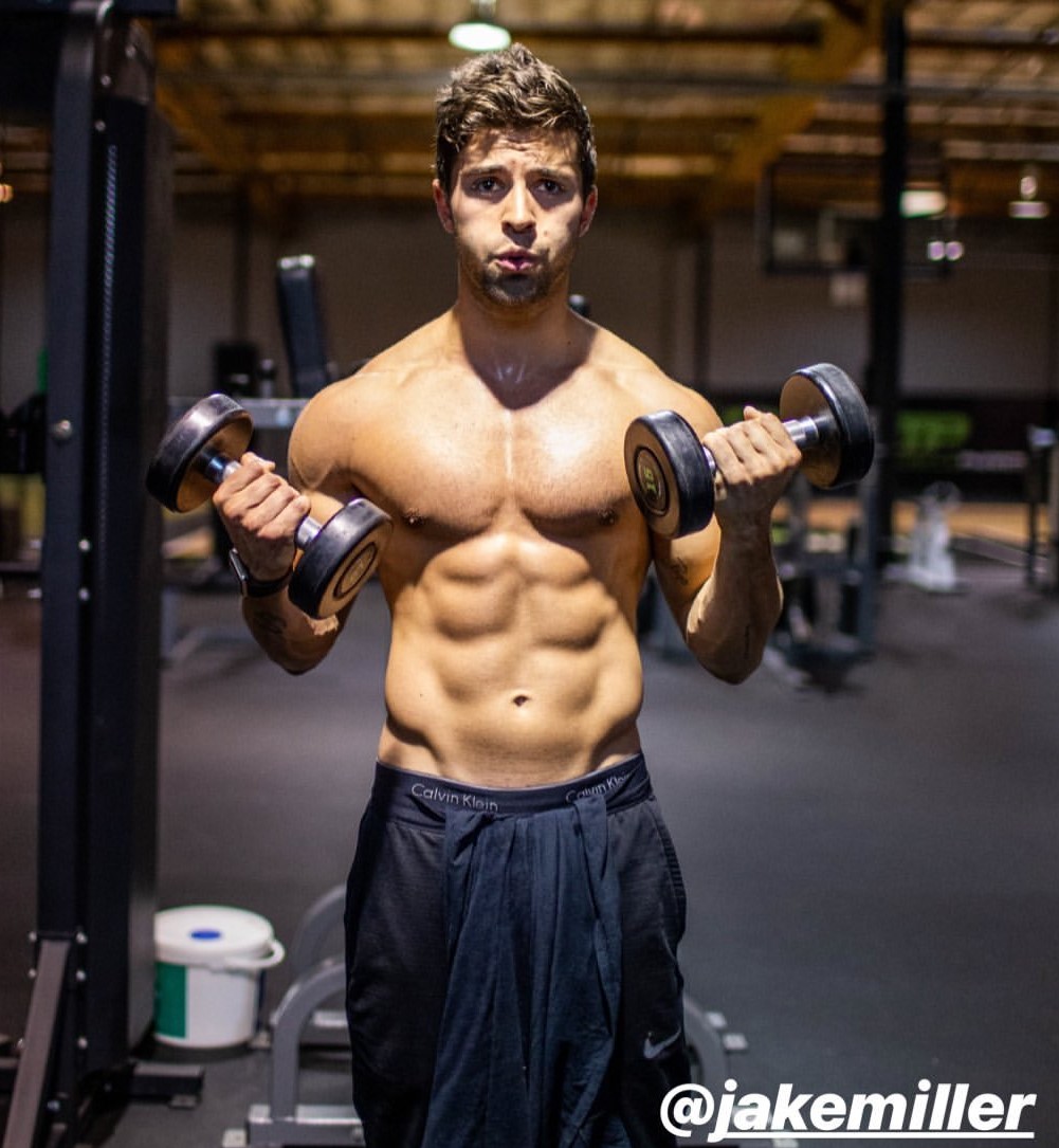 Alexis_Superfan's Shirtless Male Celebs: Jake Miller shirtless workout ...