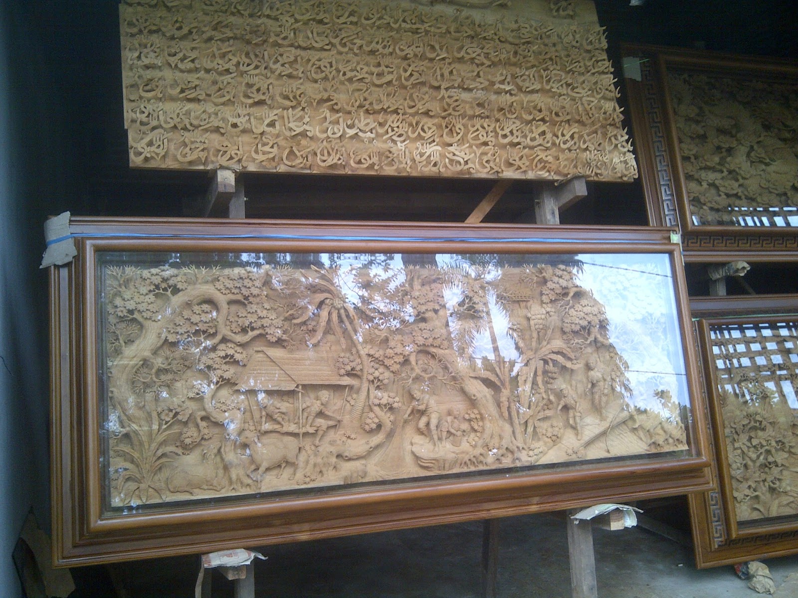 Ukiran Jepara Relief dan Kaligrafi 3 Dimensi: Ukiran Kayu Jepara