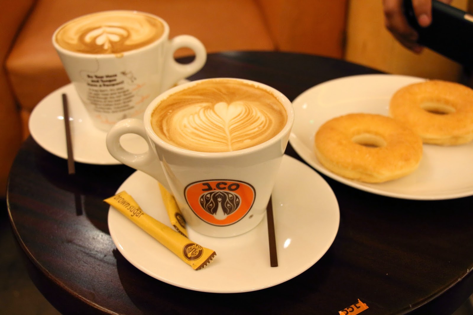 .: What else can you order in J.CO aside from Donuts?