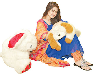 Pakistani Television Captures And Hot Models: Sajjan Ali Bubbly Girl