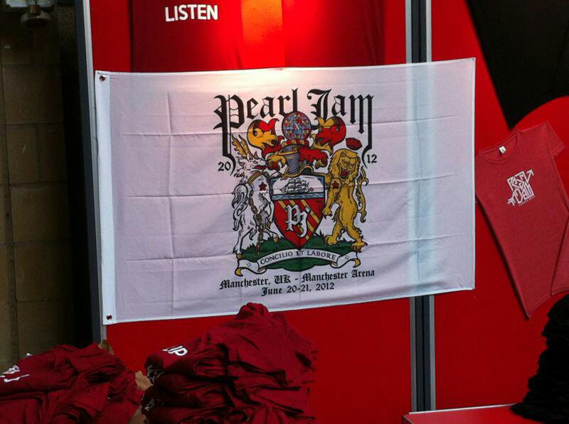 INSIDE THE ROCK POSTER FRAME BLOG: Tonight's Pearl Jam poster from ...